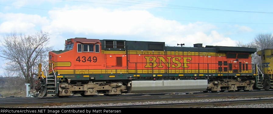 BNSF 4349